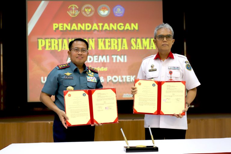 Penandatanganan Perjanjian Kerja Sama antara Akademi TNI dengan Poltek ...